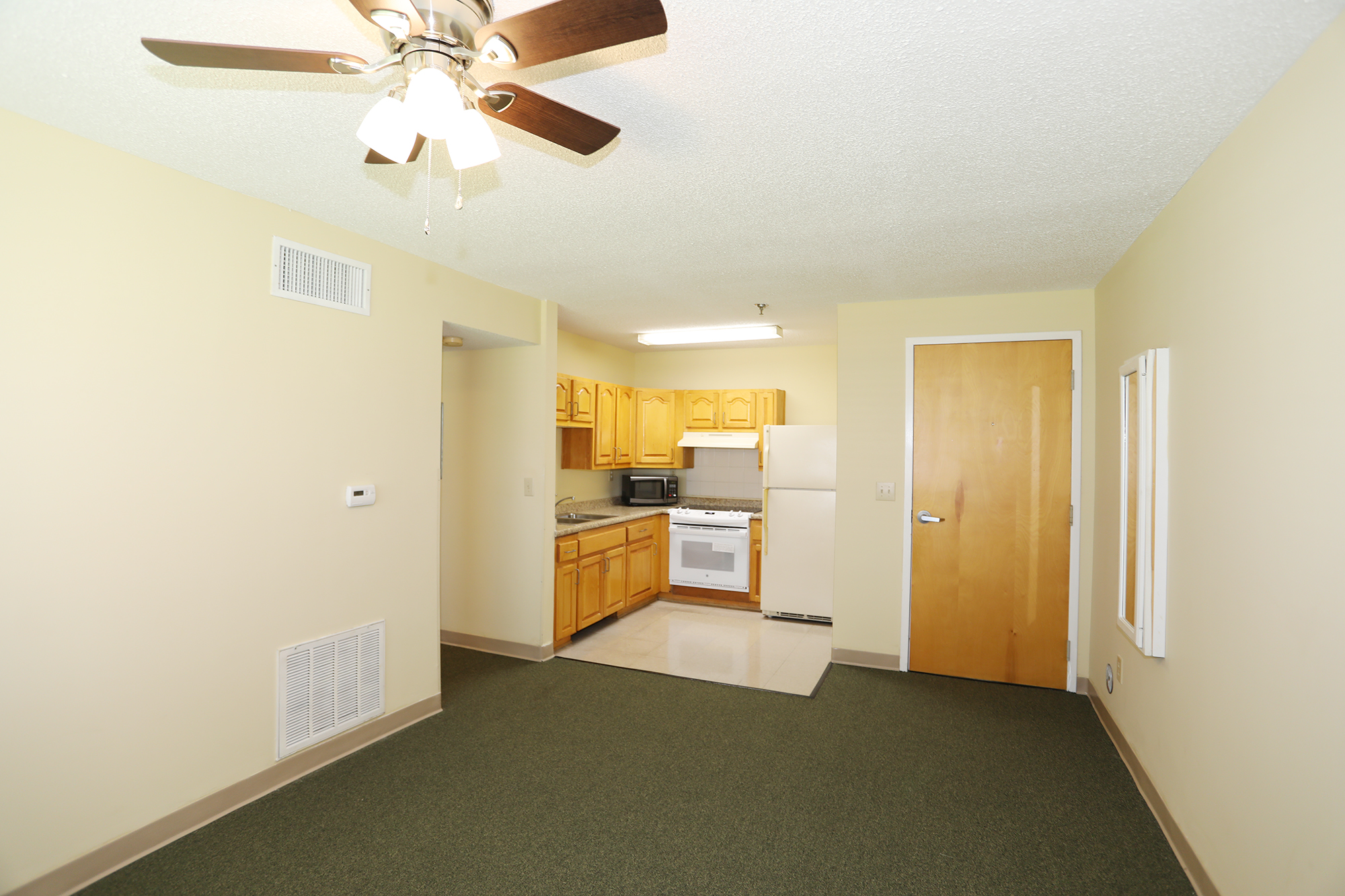 Springfield Gardens Senior Living Amenities | Warner Robins, GA
